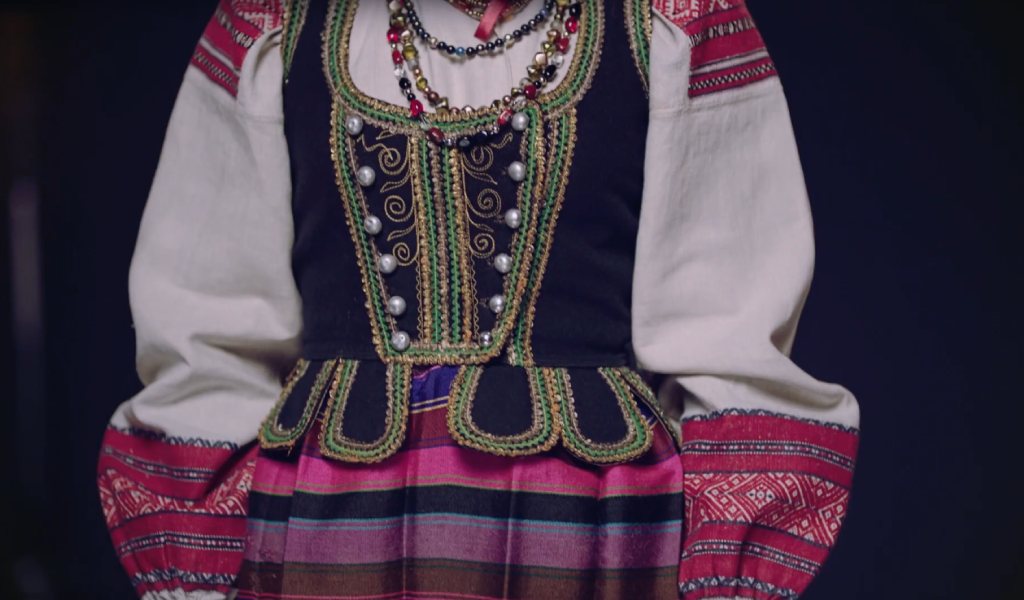 Discover the Beauty of Traditional Belarusian Clothing