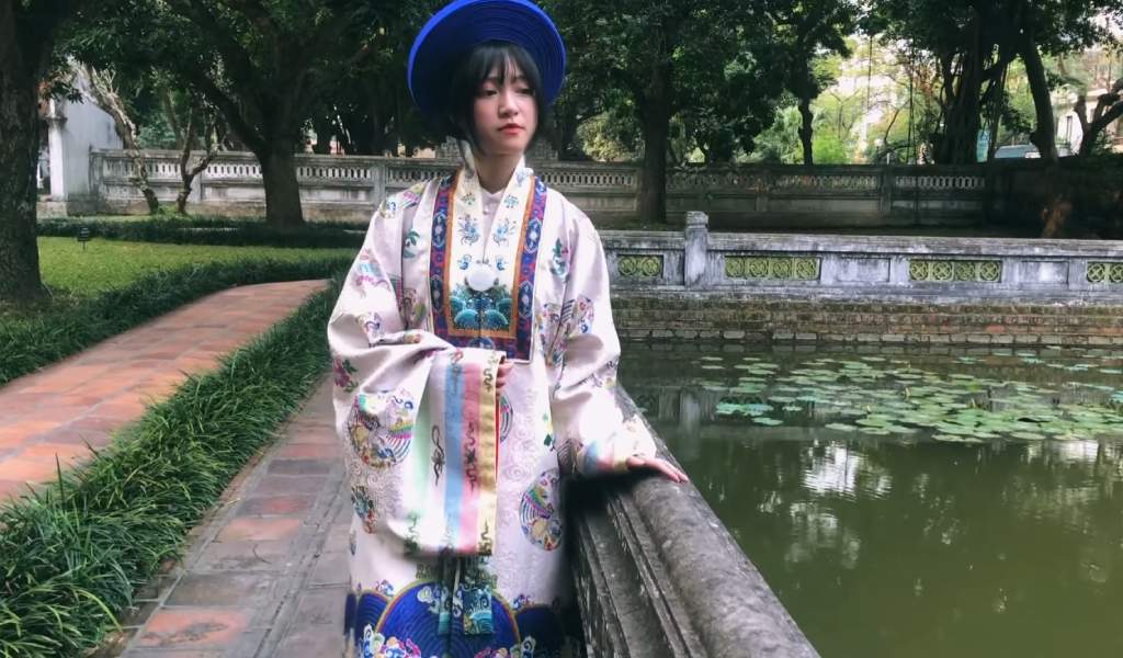 Traditional Vietnamese Clothing: From Dynasties to Ao Dai