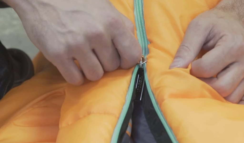 How to Fix a Jammed Zipper on Your Jacket or Bag