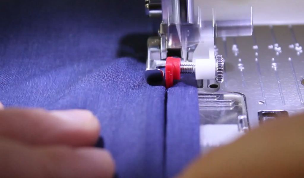 How to Use a Blind Hem Foot – Step-by-Step Guide for Perfect