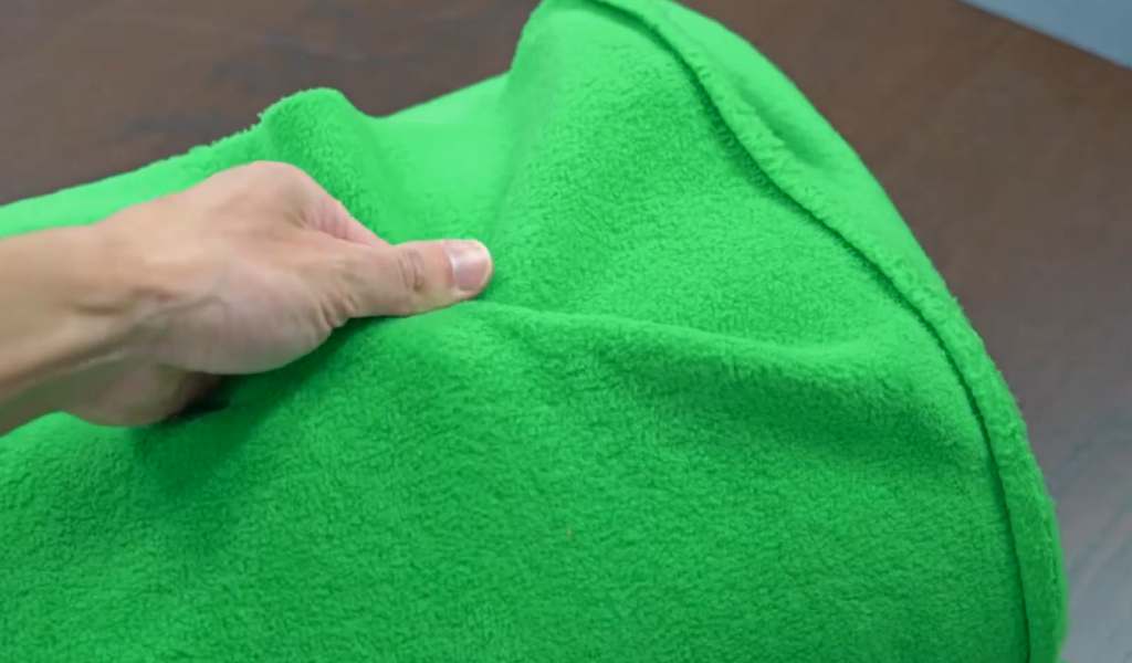 What Is Anti-Pill Fleece Fabric? Everything to Know Before Buying