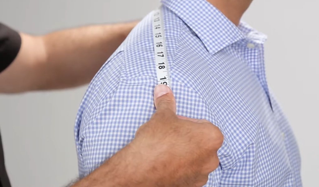 How to Accurately Measure Shoulder Width for a Shirt: A Complete Guide